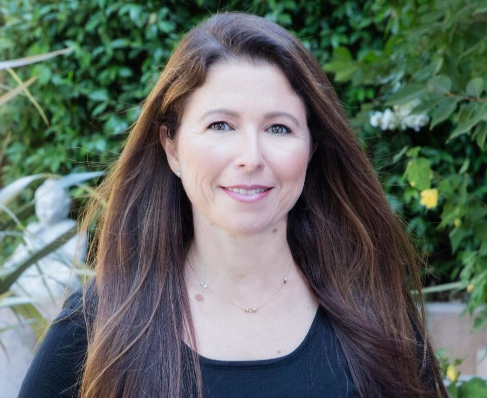 Interview: Founder / Serial Entrepreneur / Author Sherry Deutschmann on ...