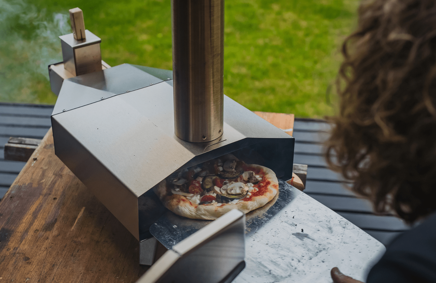 4 Essential Amenities for Your Luxury Outdoor Kitchen — Celeste Jackson ...