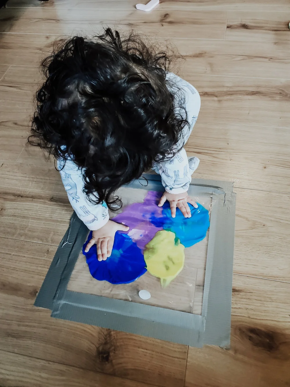Sensory Play Activities for Babies Using Items Around Your House — Cool ...