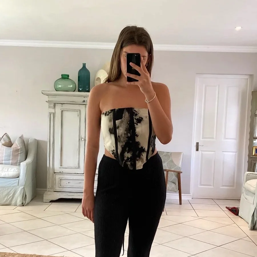 Yaga marketplace for new and preloved fashion in South Africa