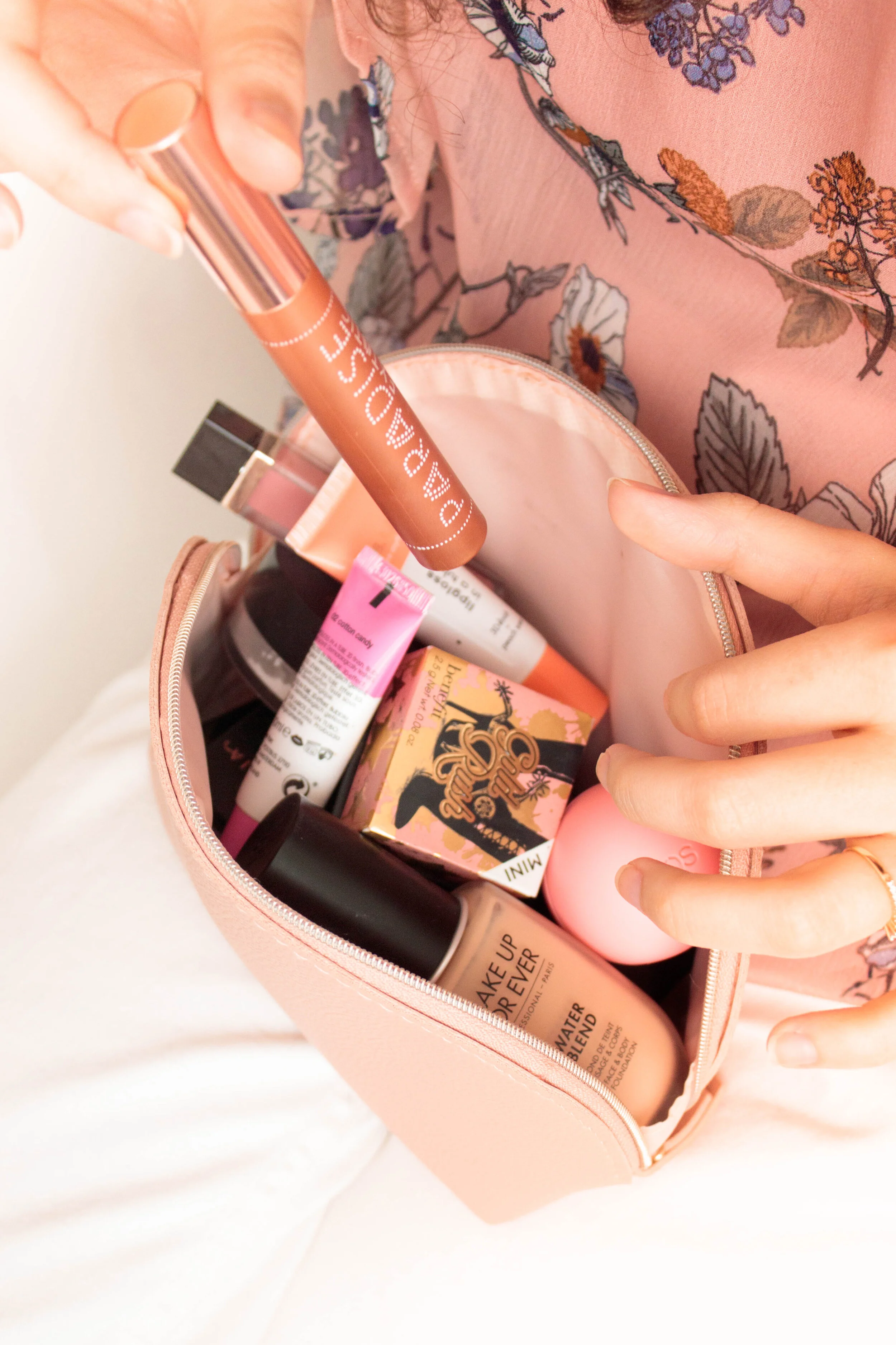 Les 10 produits maquillage indispensables à avoir dans sa trousse ...