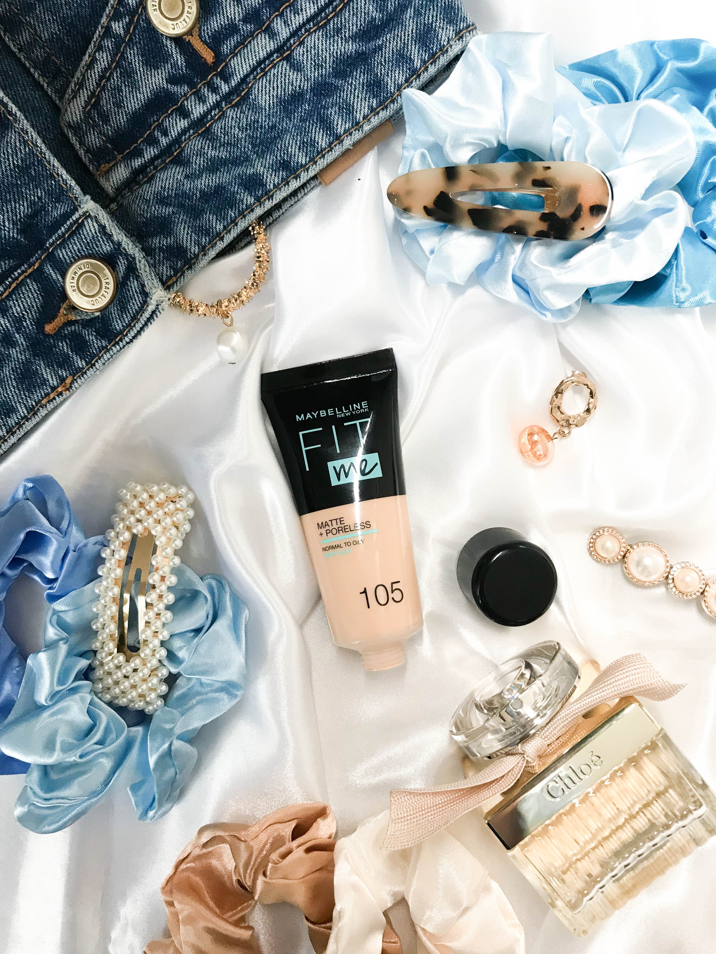 Maybelline Fit Me Matte + Poreless Foundation - Revue, Avis & Swatches ...