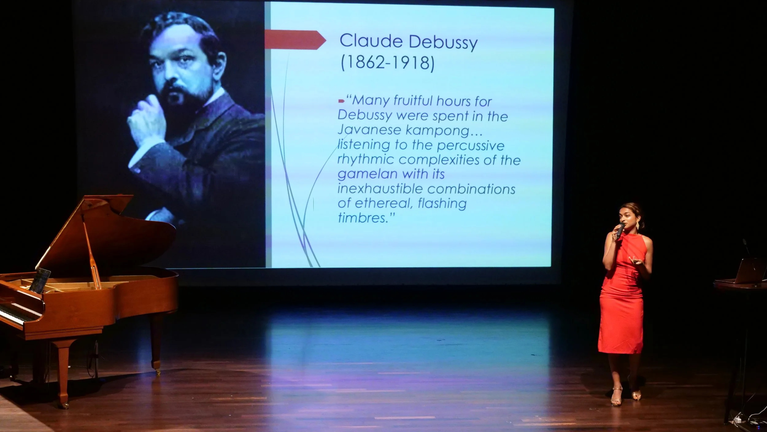 The Silk Road — Chelsea de Souza