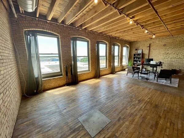 Commercial Real Estate for Lease in Minneapolis | Space Unlimited