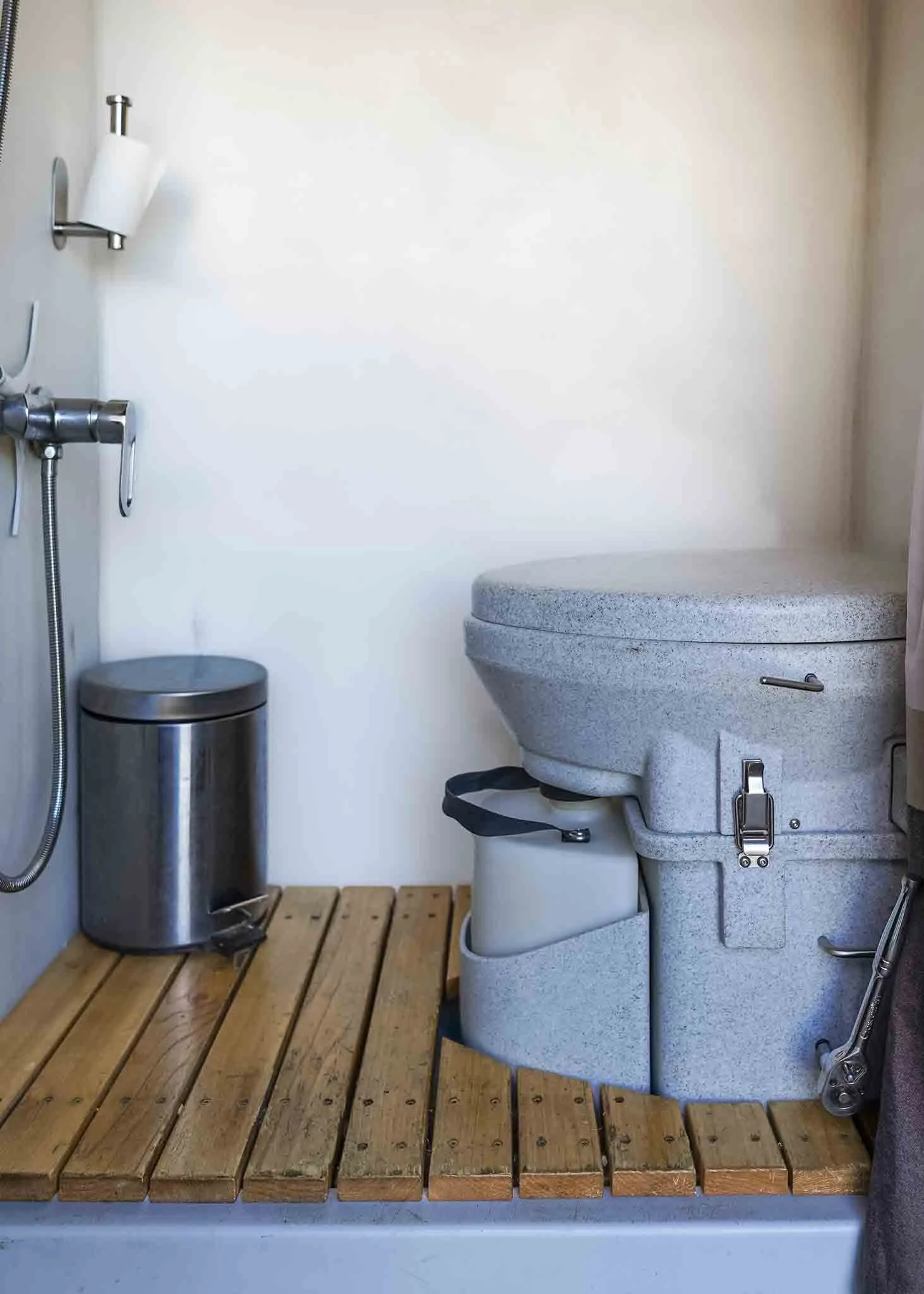 Composting Toilet VS Cassette Toilet — STOKE LOAF VAN