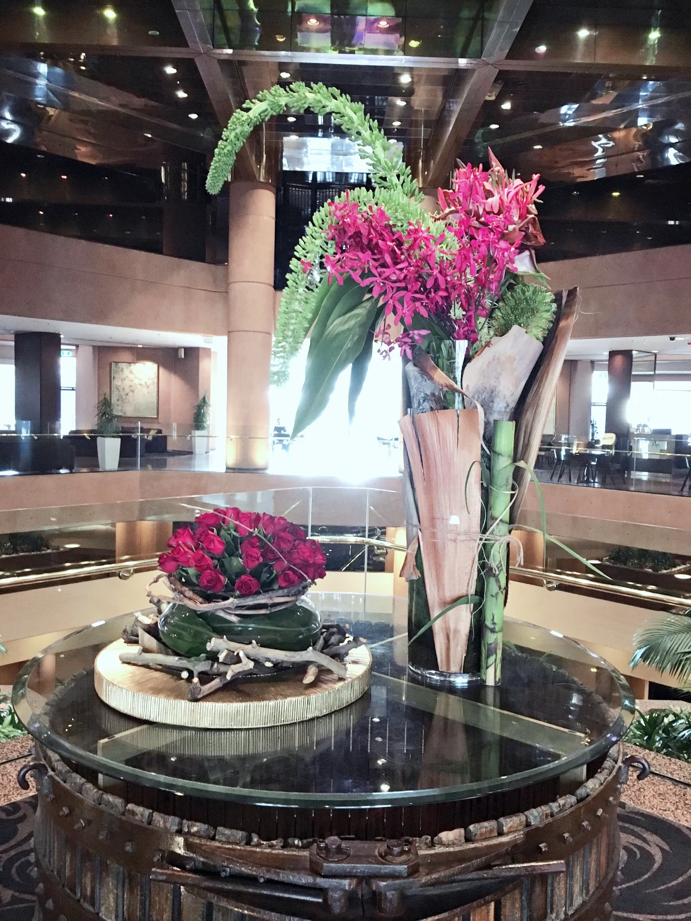 GEORGIE DION EVENTS-BEST HOTEL LOBBY FLOWERS-5 STAR HOTEL FLOWER ...