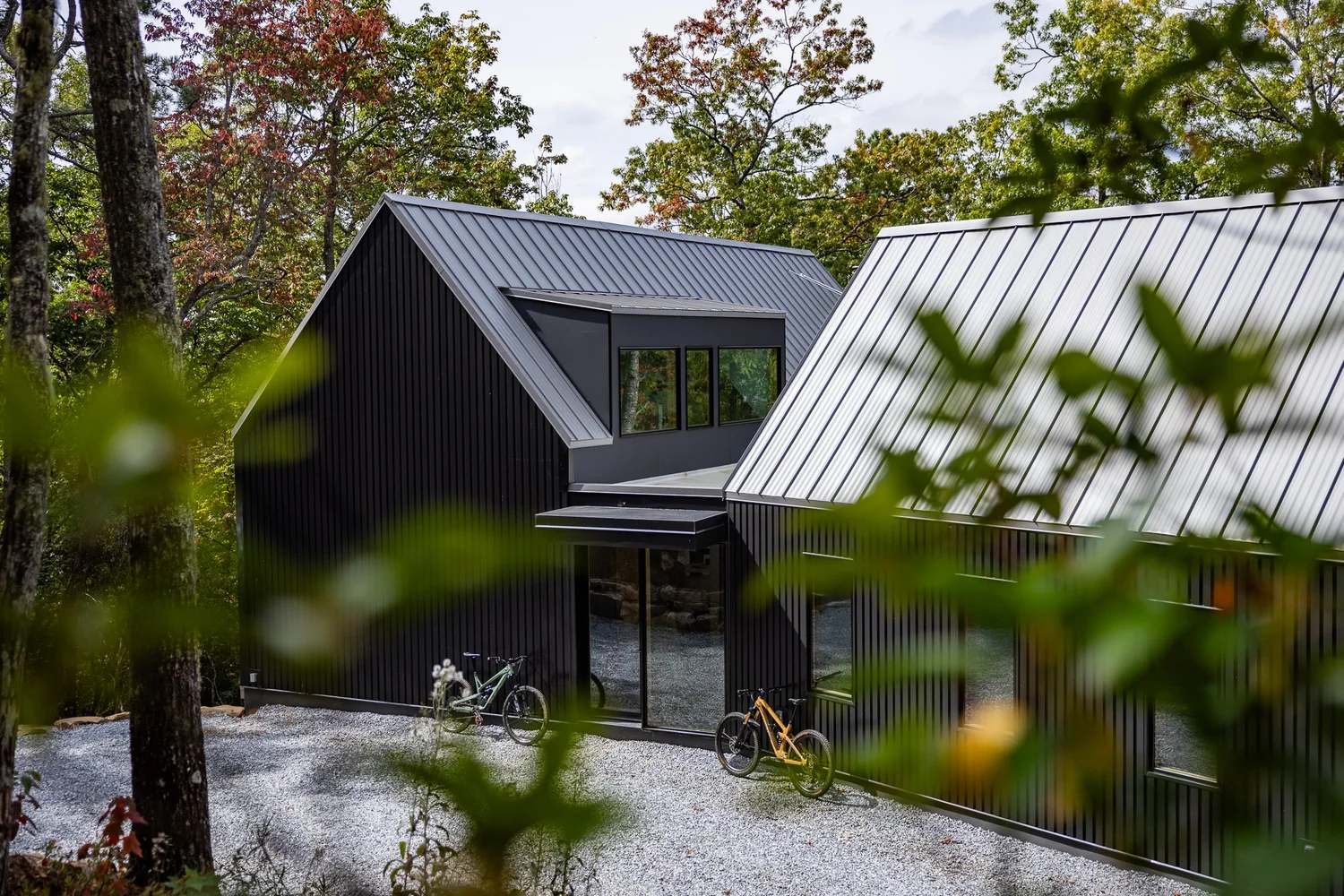 BMDB Modern Architecture