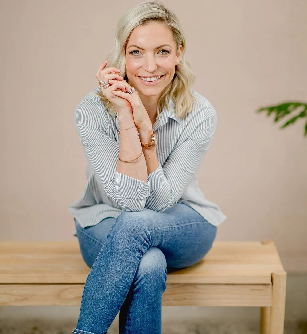 Steph Lowe — 1 Giant Mind