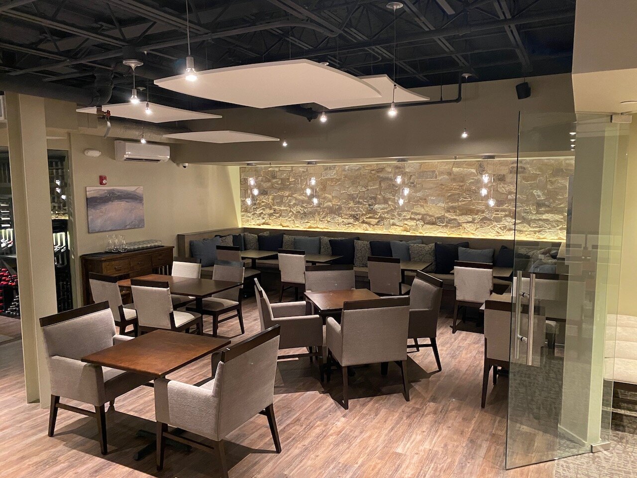 Visit Echelon — ECHELON WINE BAR