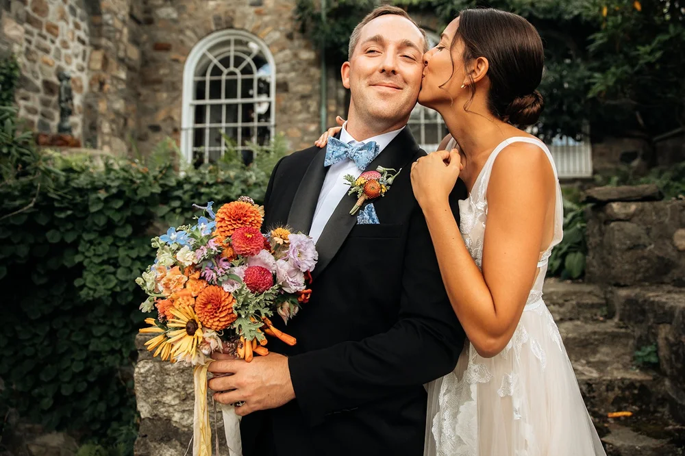 Jamie + Ryan Wedding at Glynwood | A Vibrant Cold Spring Wedding ...