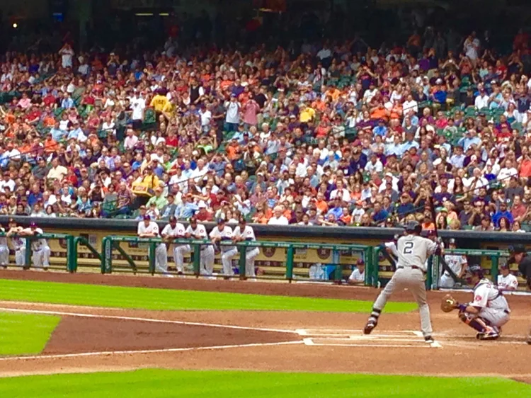 What MLB Games Can My Dog Attend 2025? — PupCorn Plus