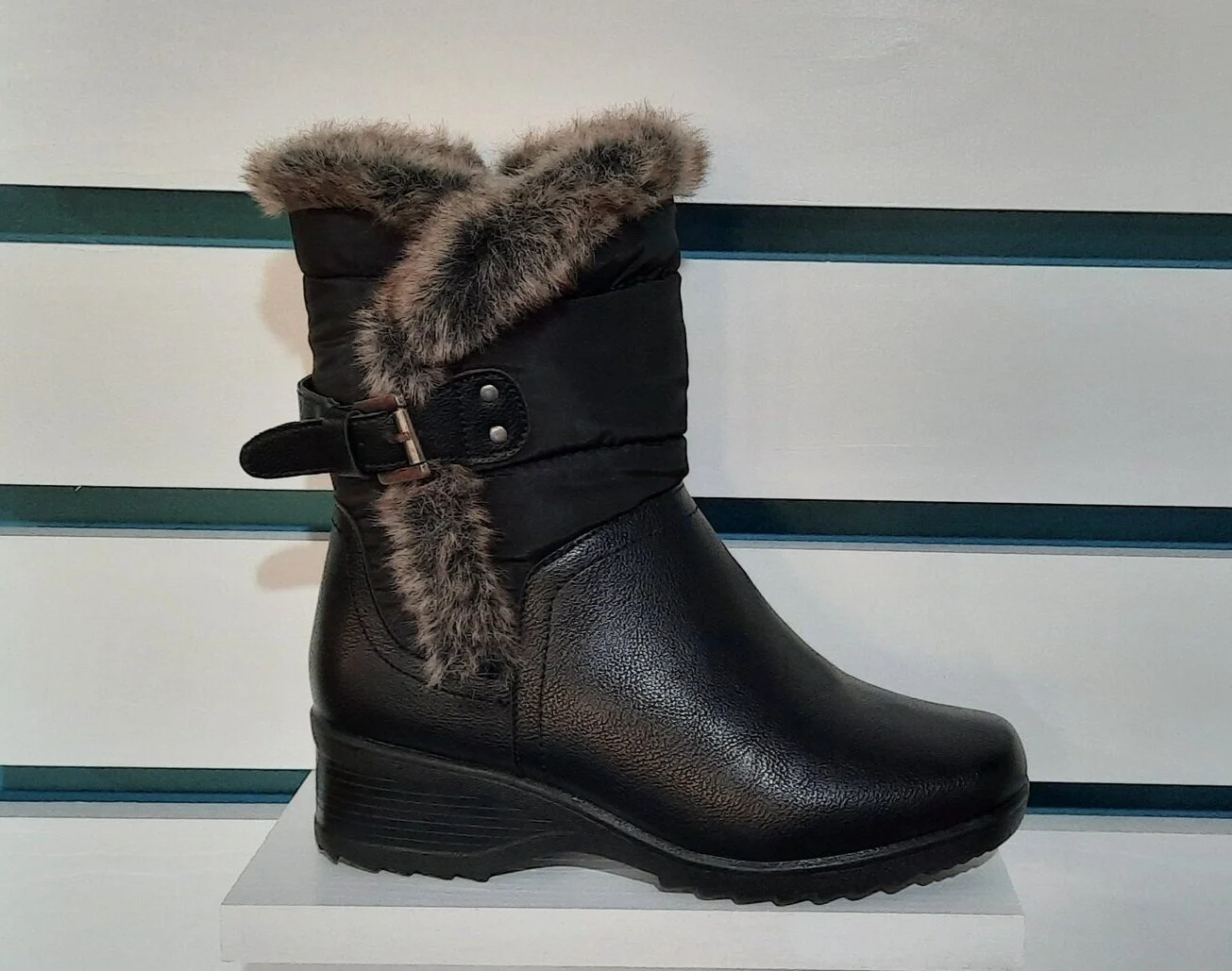 Frontier North — Alex and Lily's Shoe Shoppe