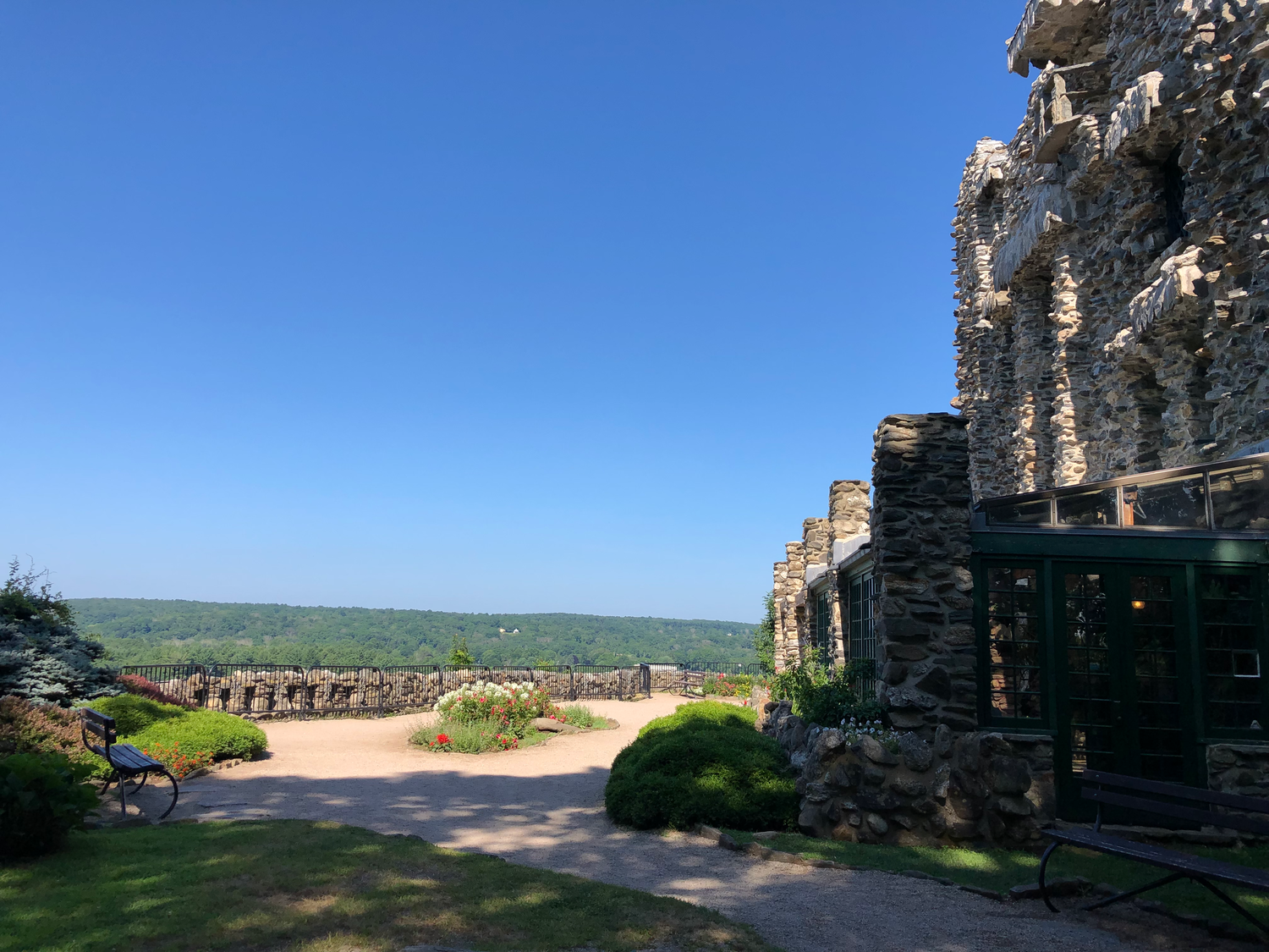 Park Info - Accessibility — Friends of Gillette Castle State Park