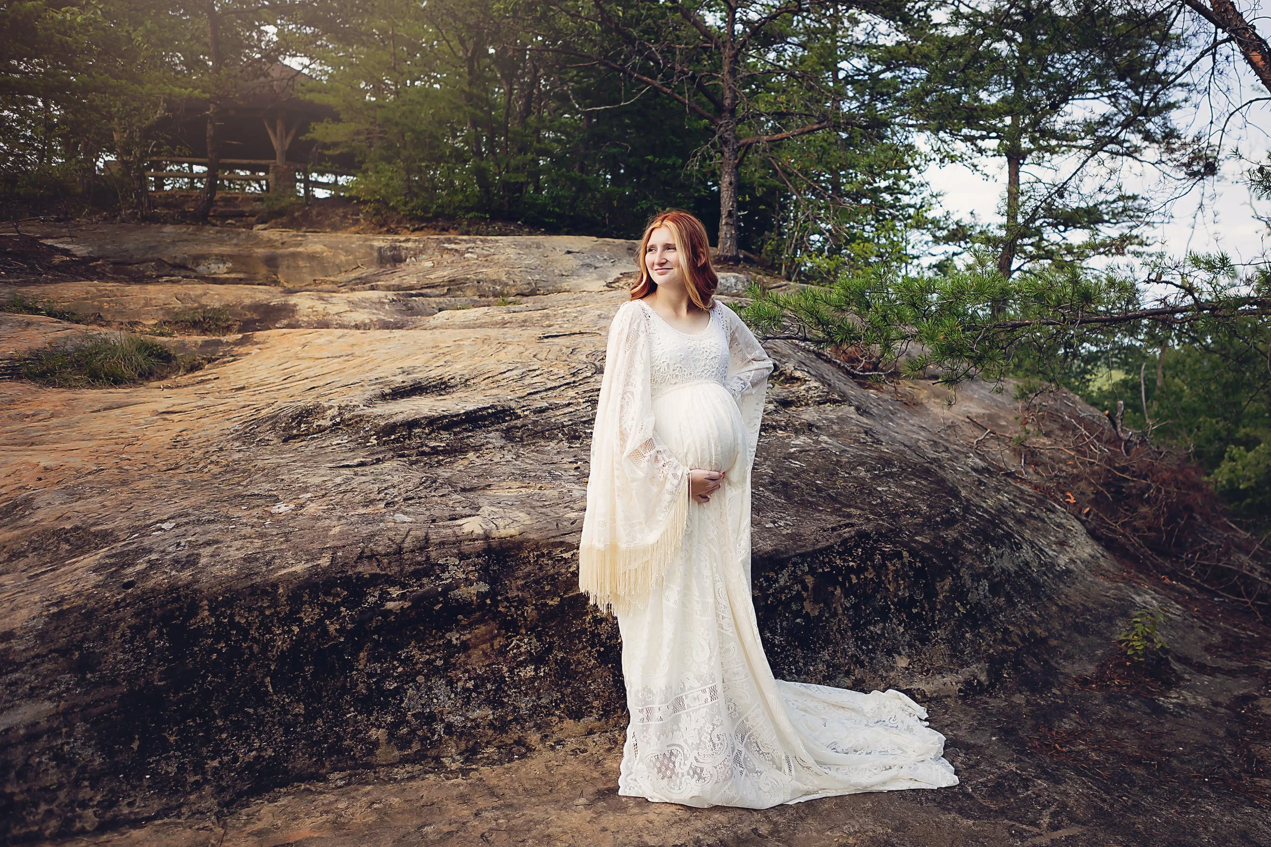 Destination maternity session | From Indianapolis to Natural Bridge ...