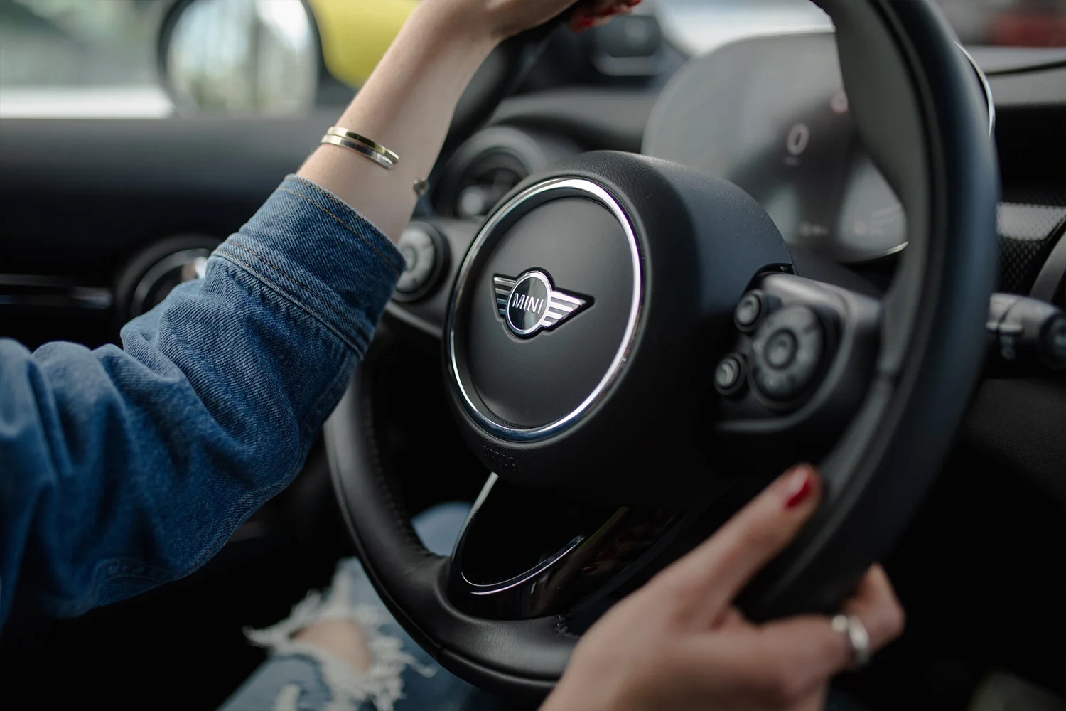 ellectric — Driving around Berlin with the new MINI Cooper SE