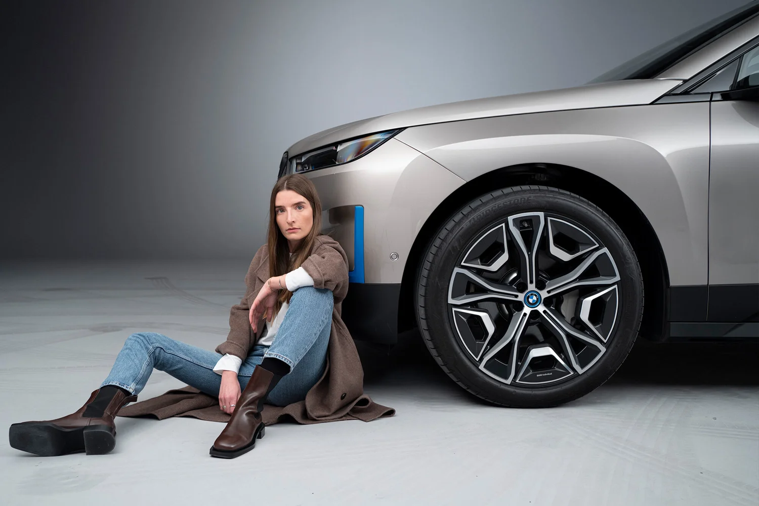 ellectric — Minimalist design at its best – the new BMW iX