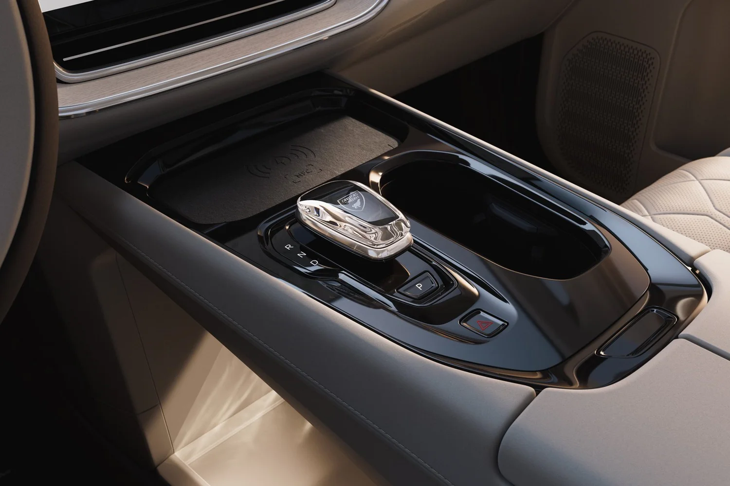 ellectric — The new Volvo EM90 – a premium MPV for ultimate comfort