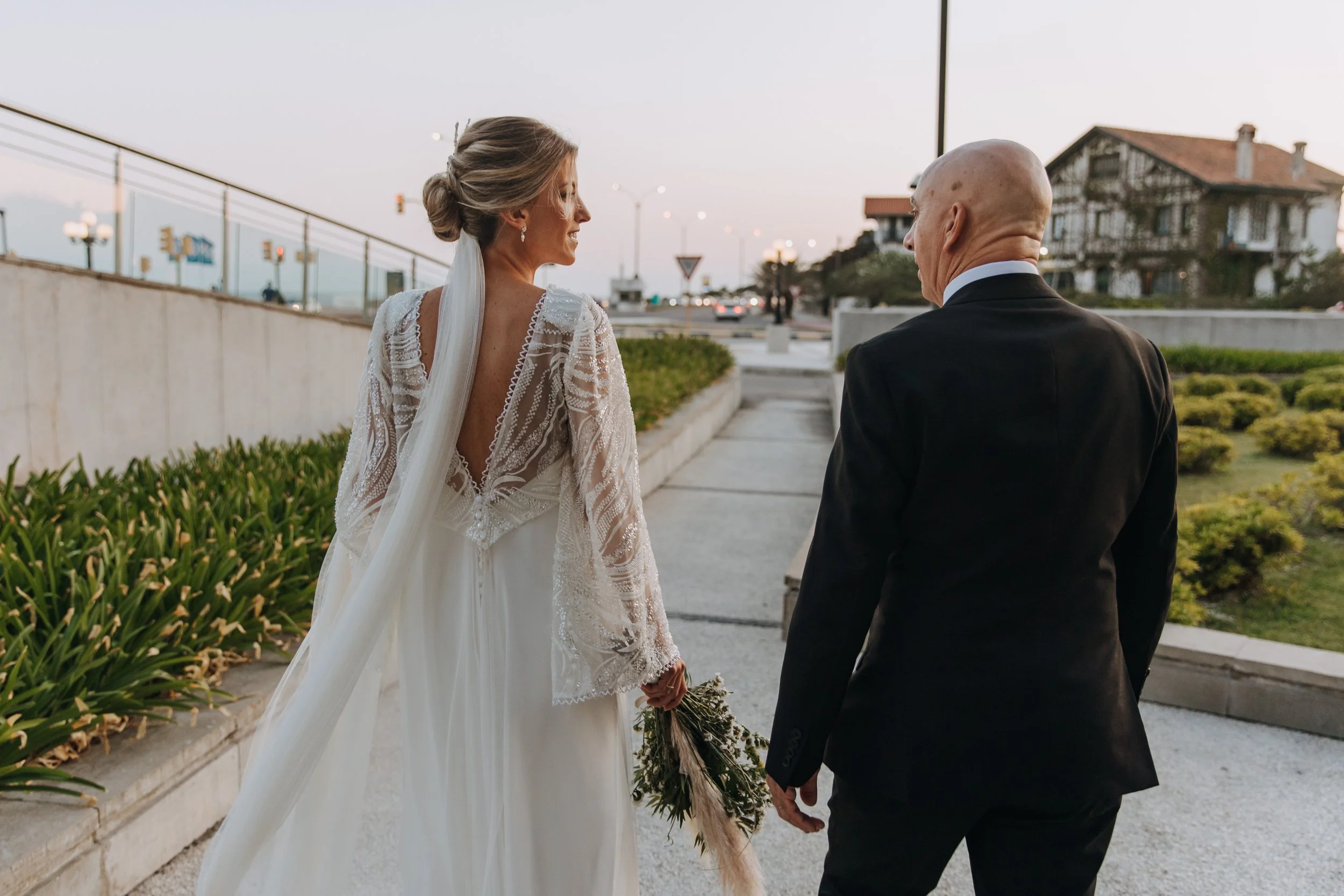 Cap 102 - Caro y su vestido 2 en 1 — Clab Studio