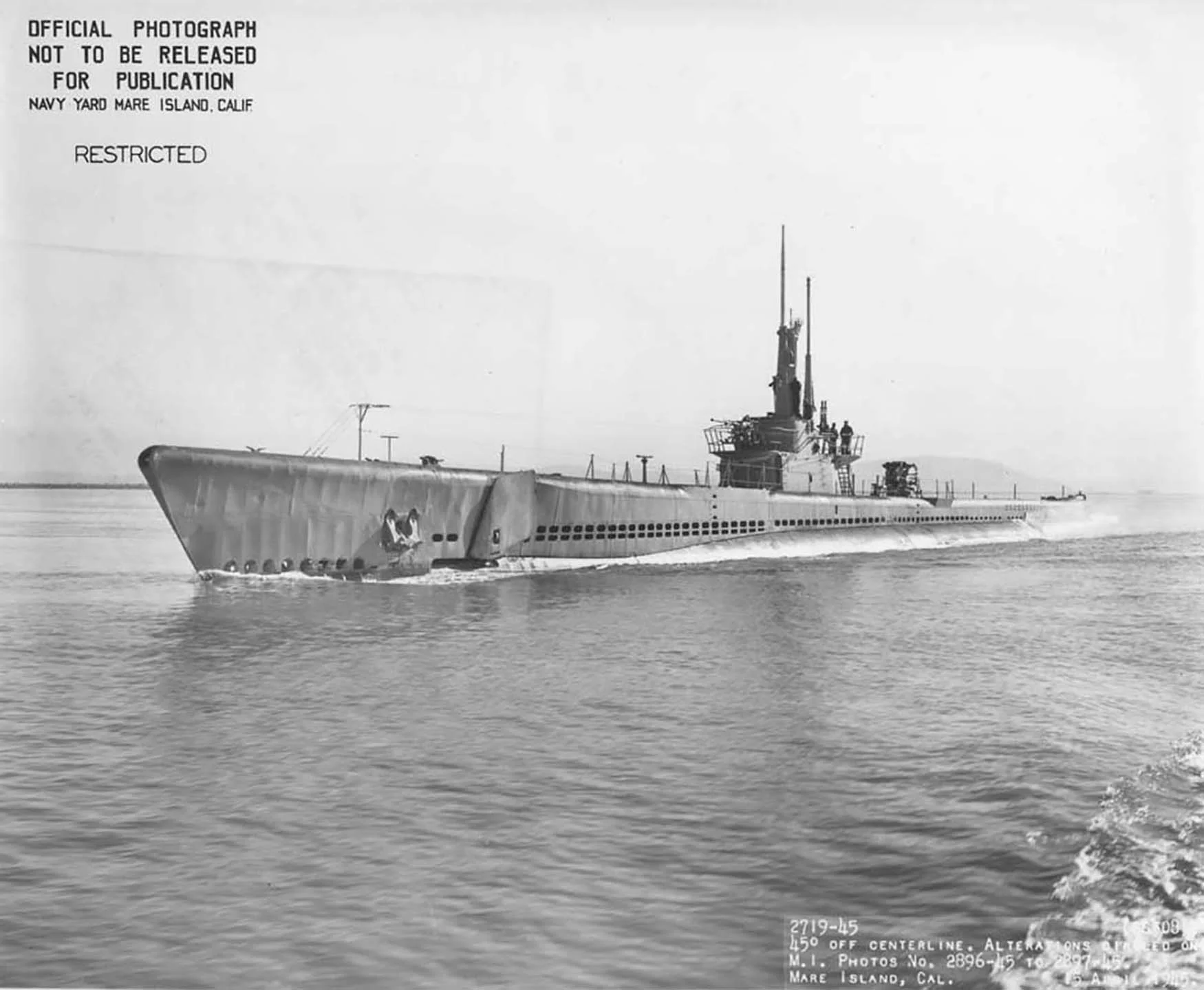 Bikini Atoll Wrecks — The Dirty Dozen Expeditions