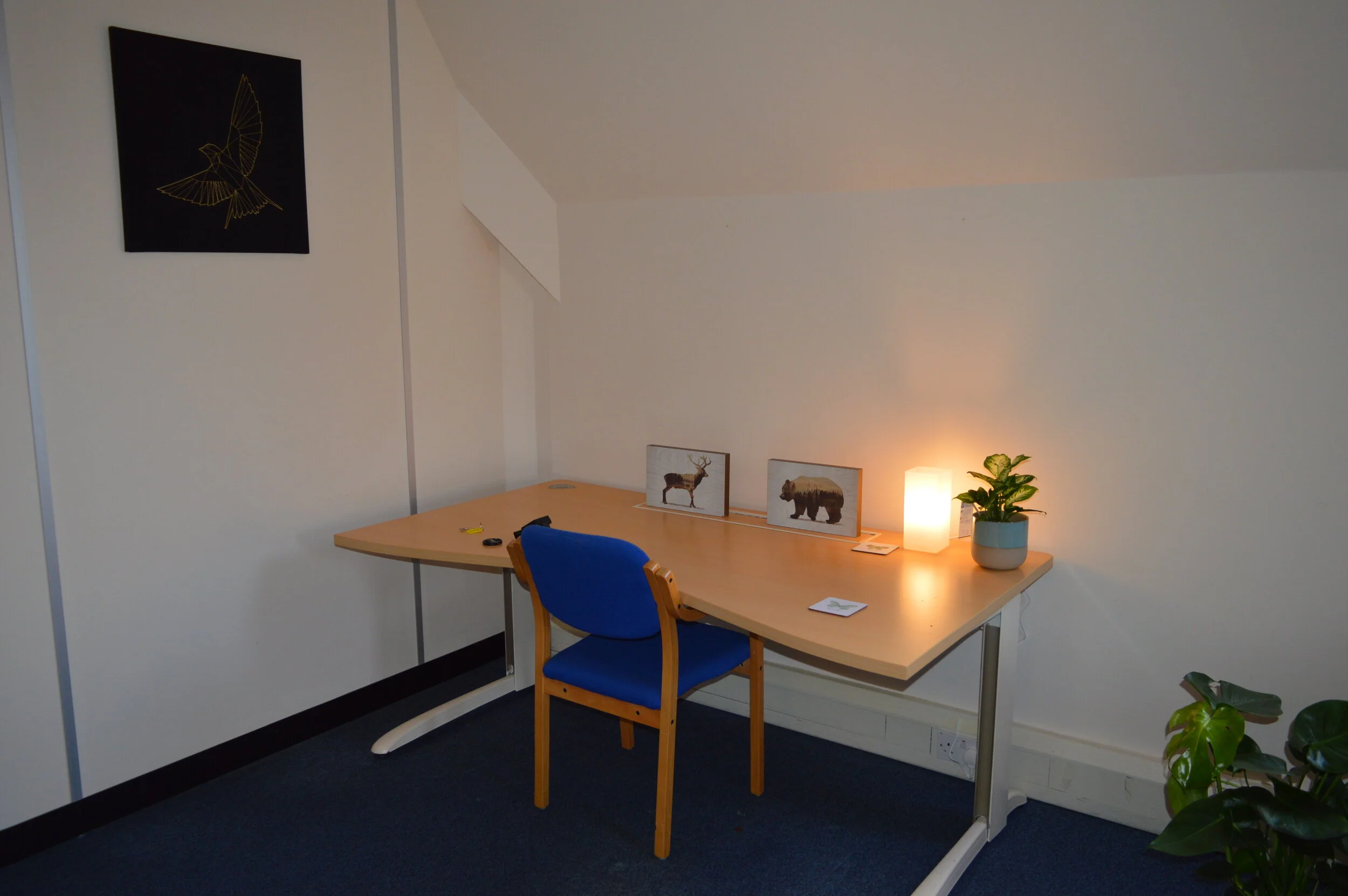 Therapy Room Rental - Suitable for Counselling, Hypnotherapy etc ...