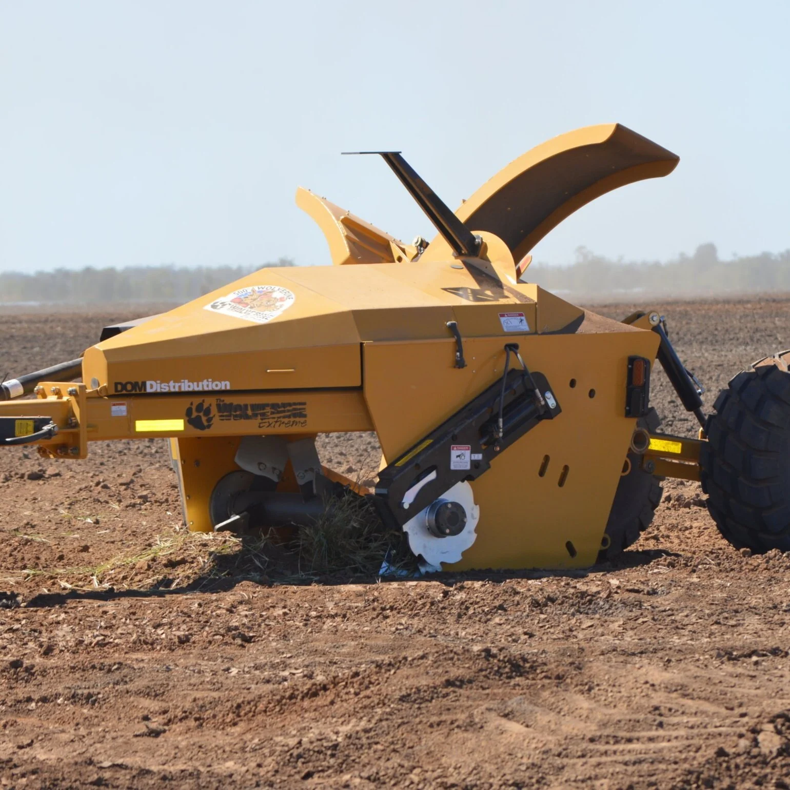 DOM Distribution | Earthmoving & Ag Solutions