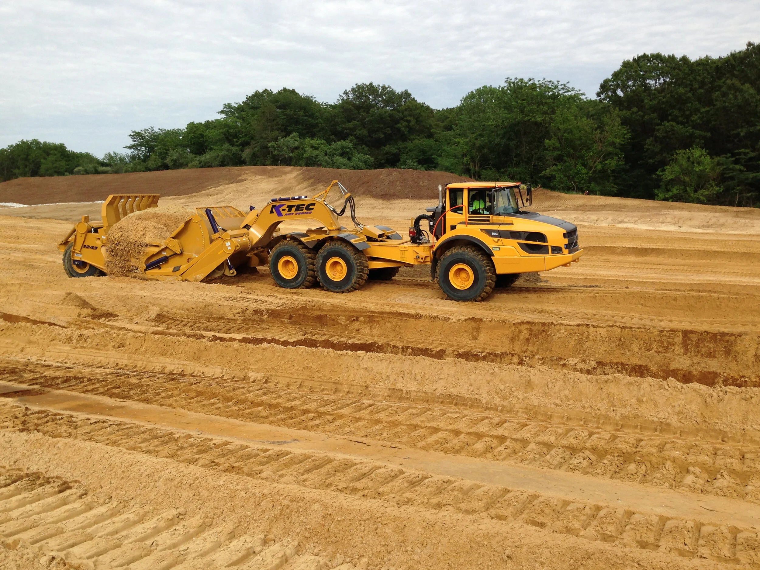 K-Tec 1243 ADT Scraper Sales & Hire — DOM Distribution