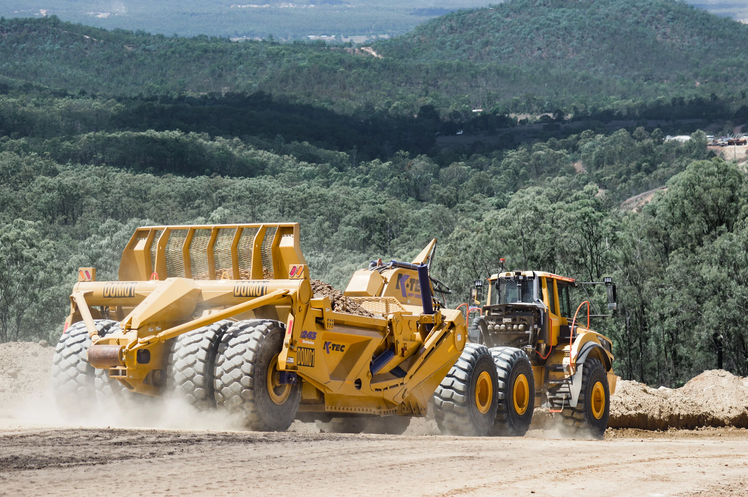 K-Tec 1243 ADT Scraper Sales & Hire — DOM Distribution