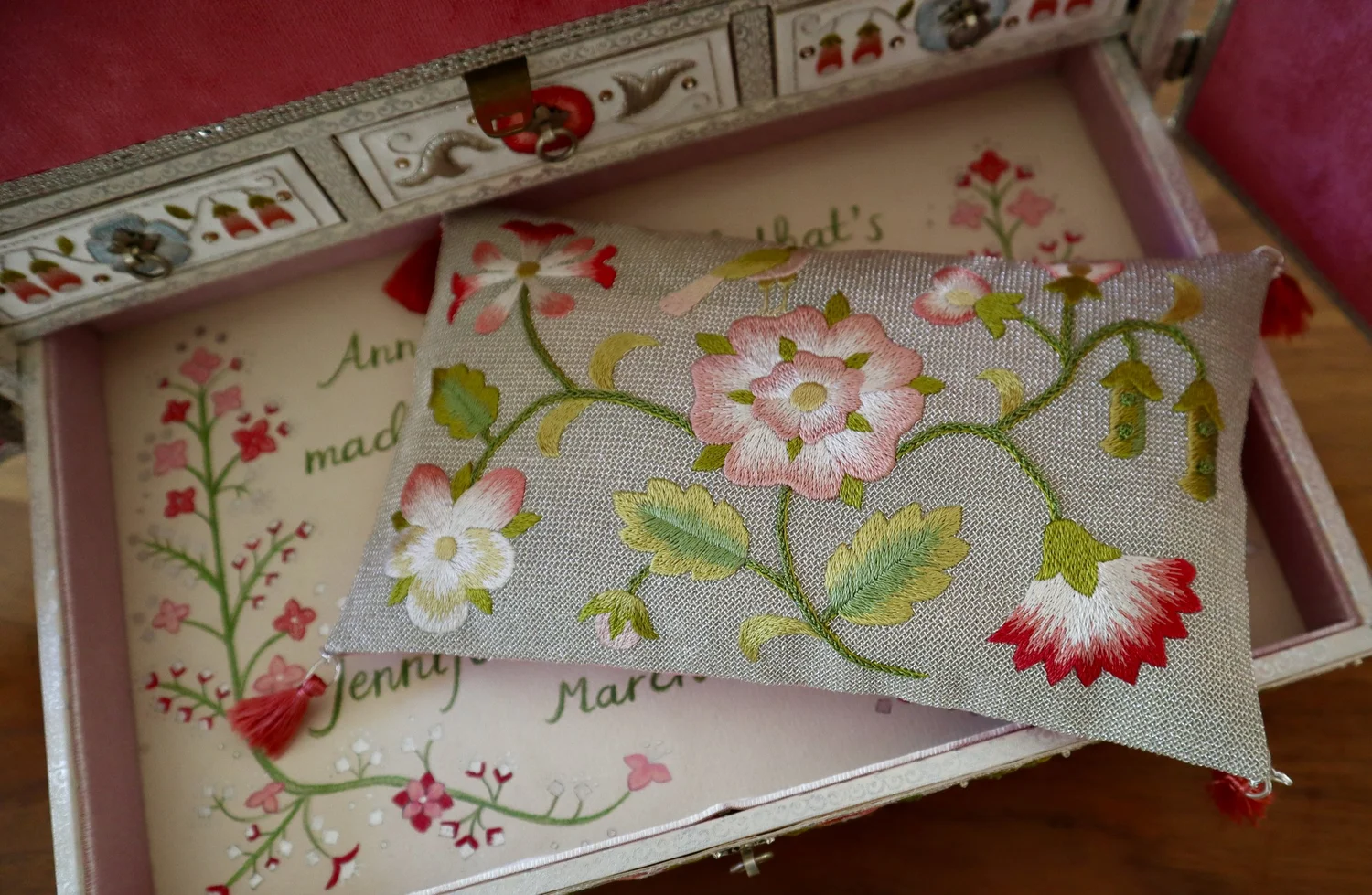 Queen Anne's Pyn Pillow class — Katie Strachan