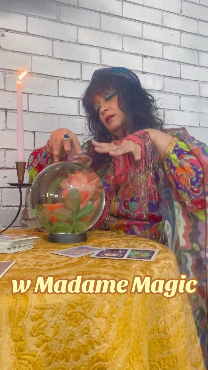 Gallery — RETROPOLIS