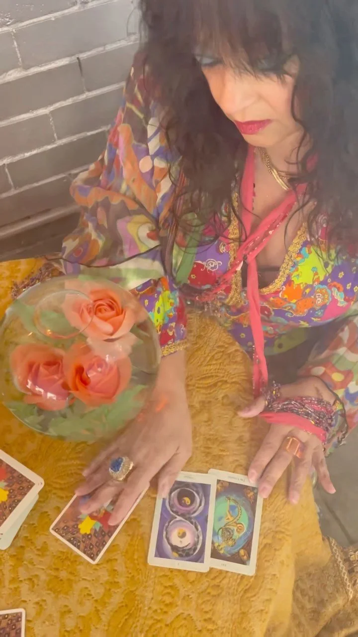 Gallery — RETROPOLIS