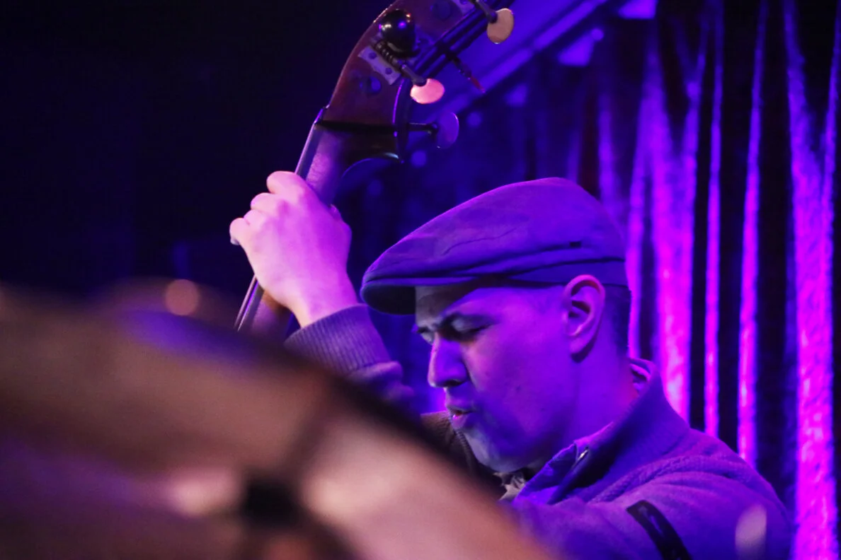 Jed Levy 3/4tet w/ Clarence Penn and Peter Slavov — Soapbox Gallery