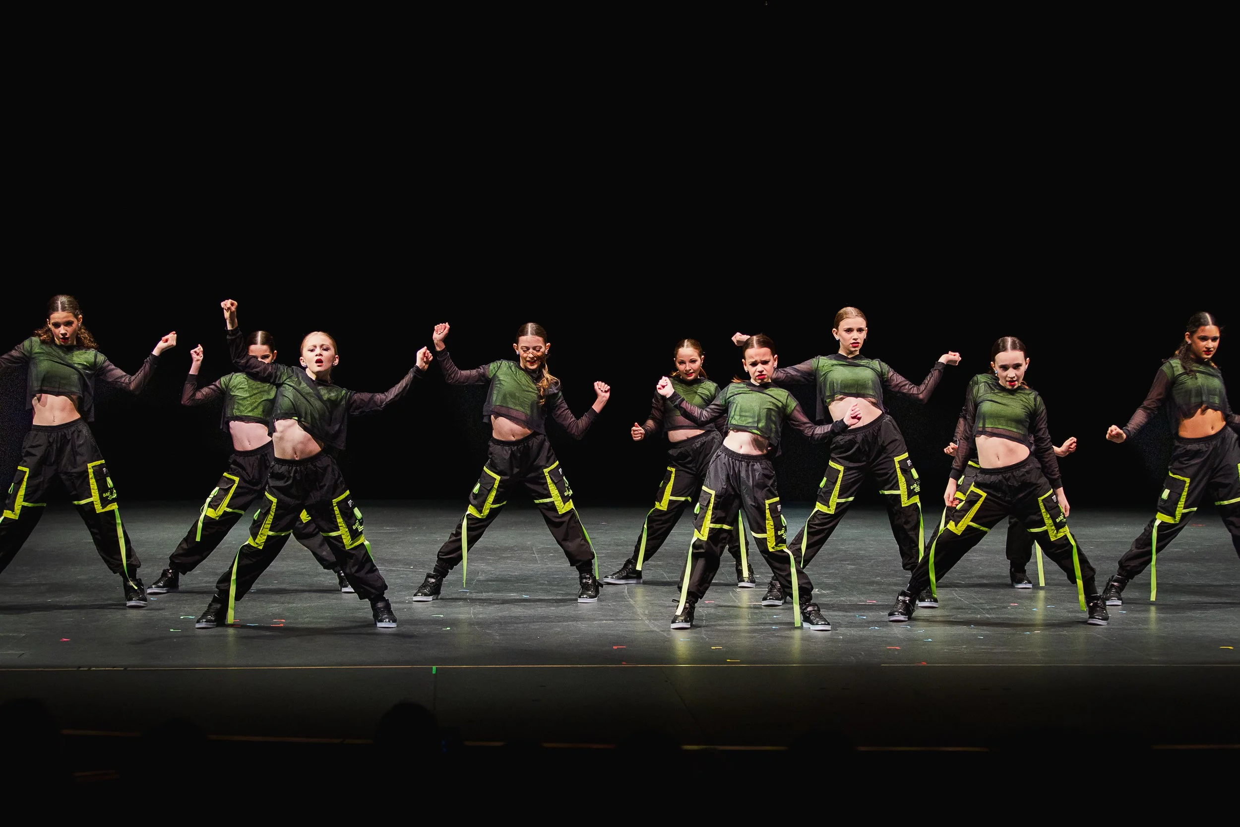 Mo-dazz — Elizabeth's Dance Dimensions