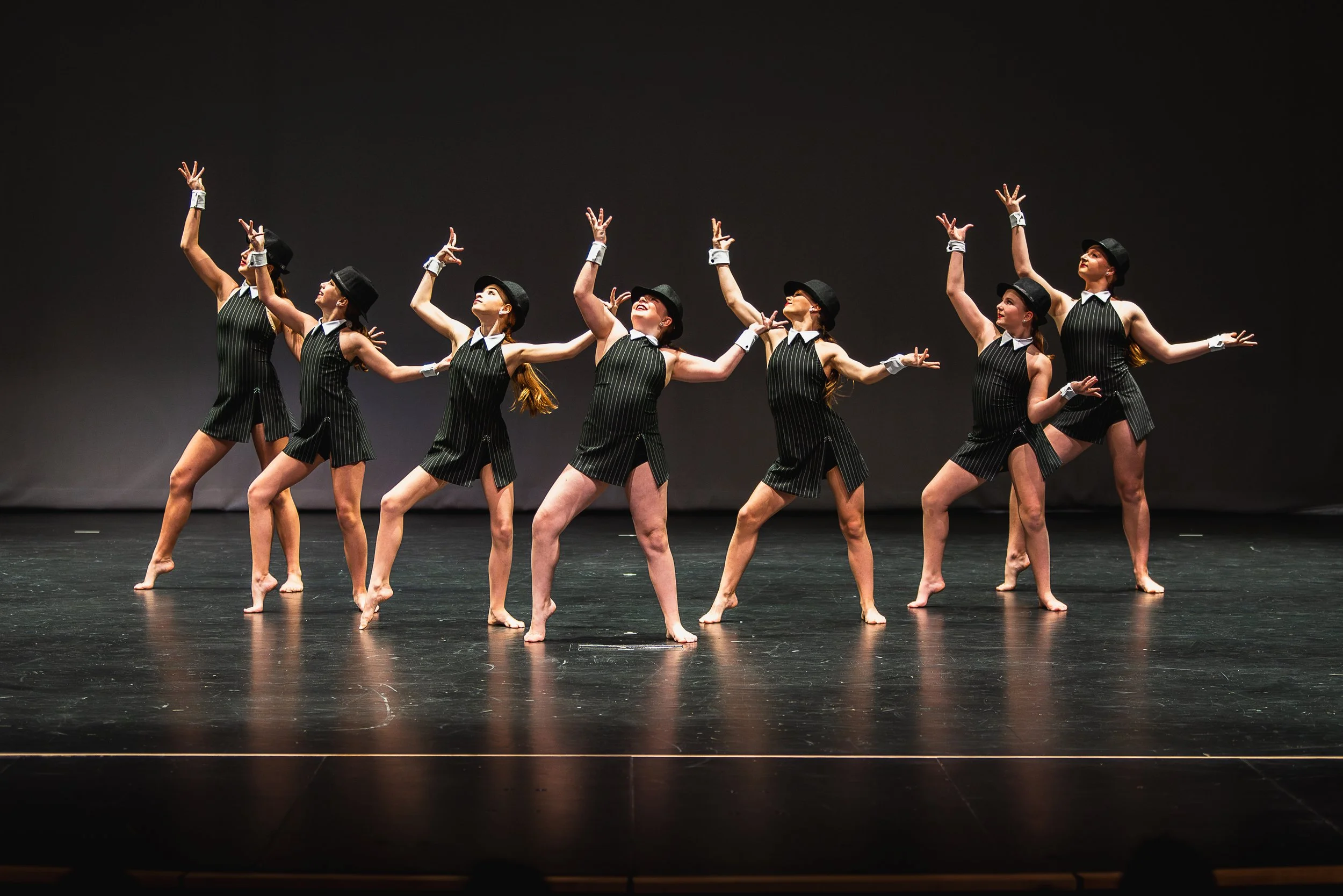 Mo-dazz — Elizabeth's Dance Dimensions