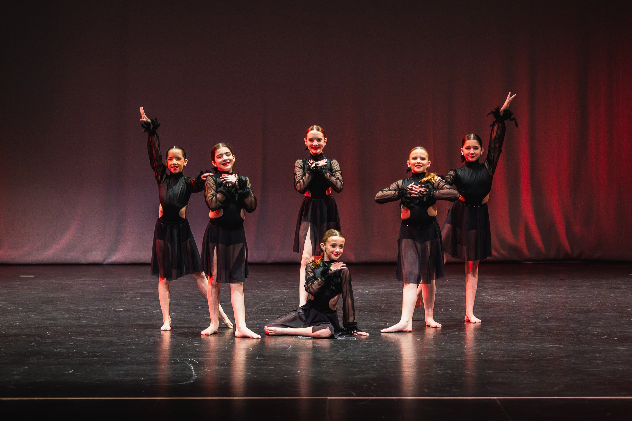 Mo-dazz — Elizabeth's Dance Dimensions