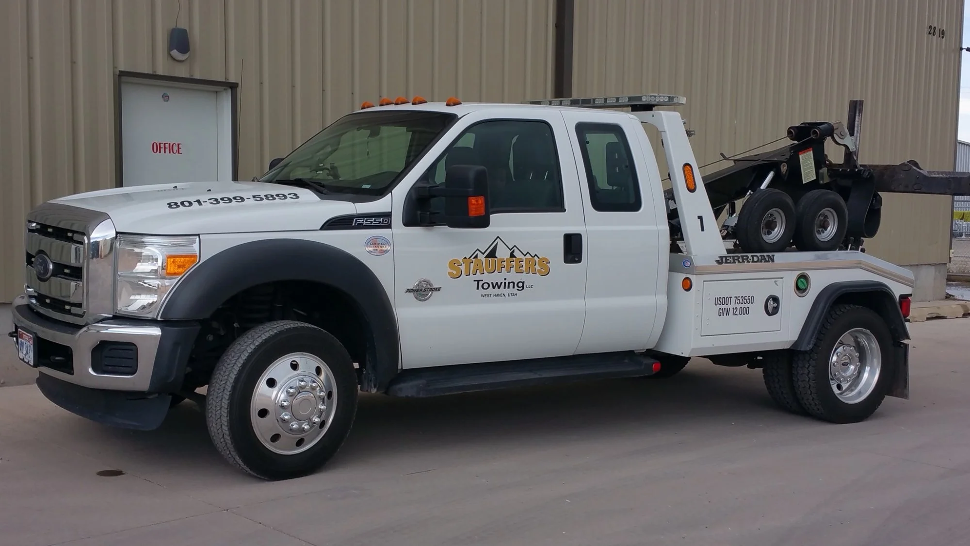 Light & Heavy-Duty Towing Fleet Images | Stauffer's Towing