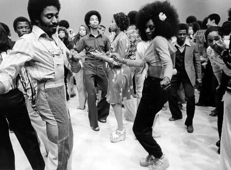 50 Iconic Moments from the Soul Train Archives: A Tribute to Funky Town ...
