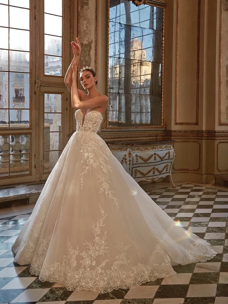 Atelier Pronovias — Designer Loft Bridal