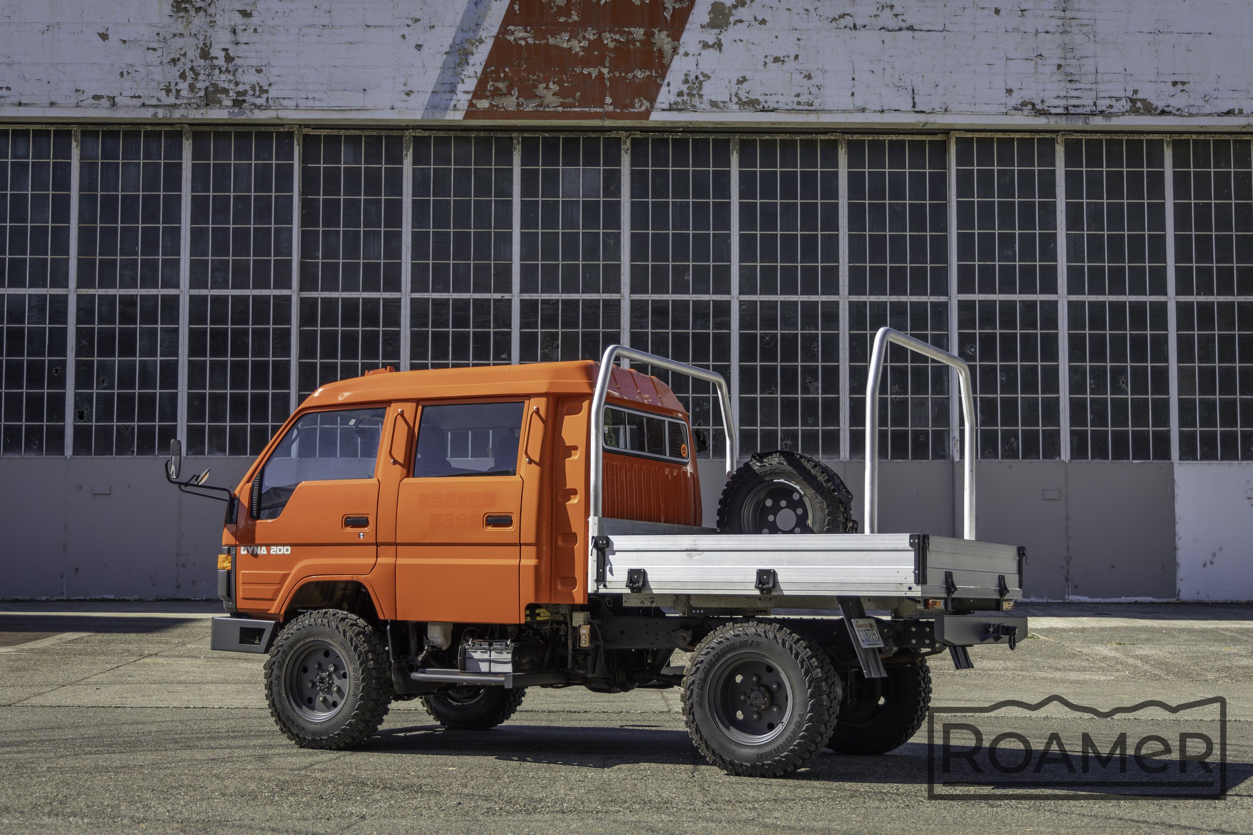 1995 Toyota Dyna "200" — Roamer