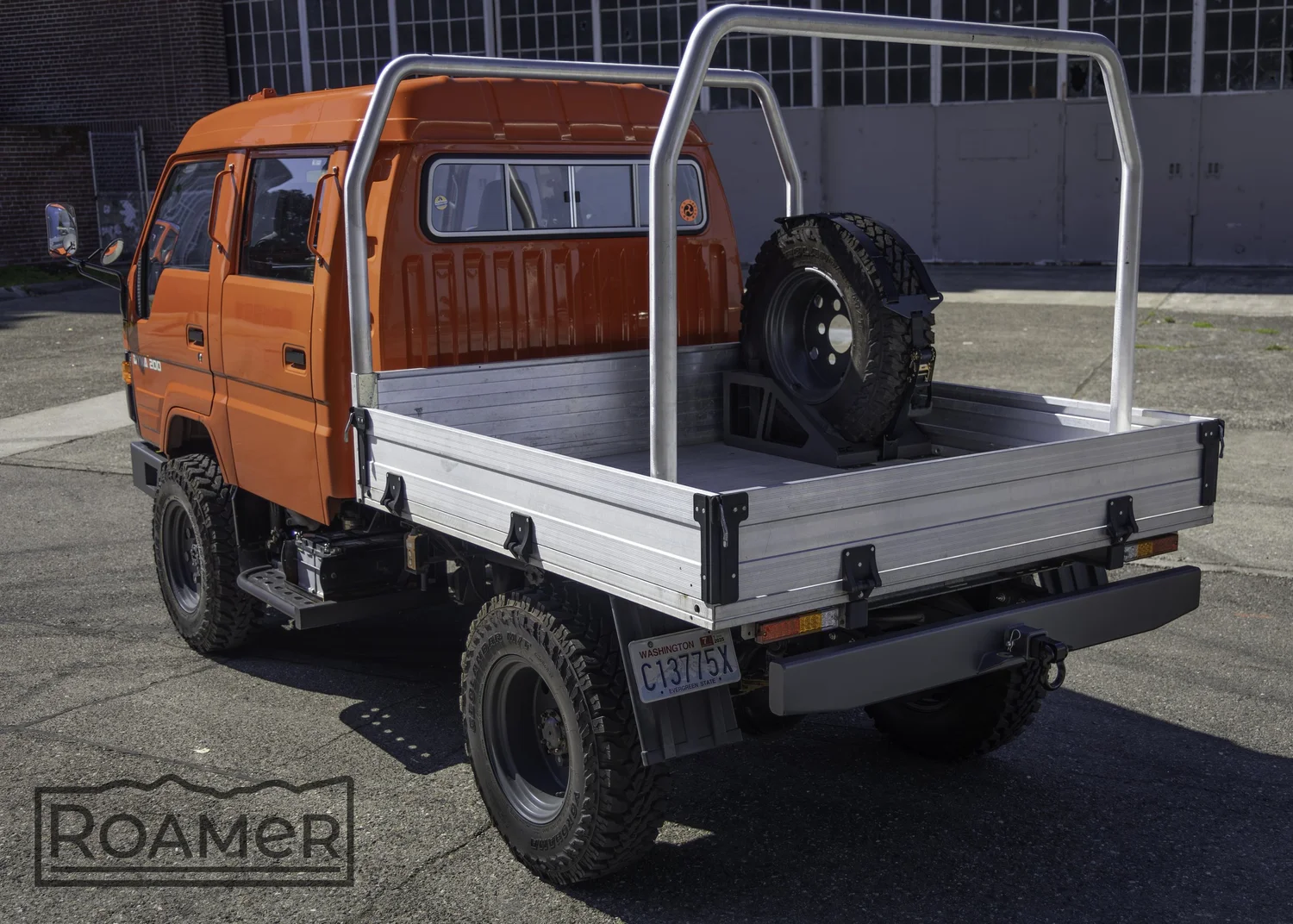1995 Toyota Dyna "200" — Roamer