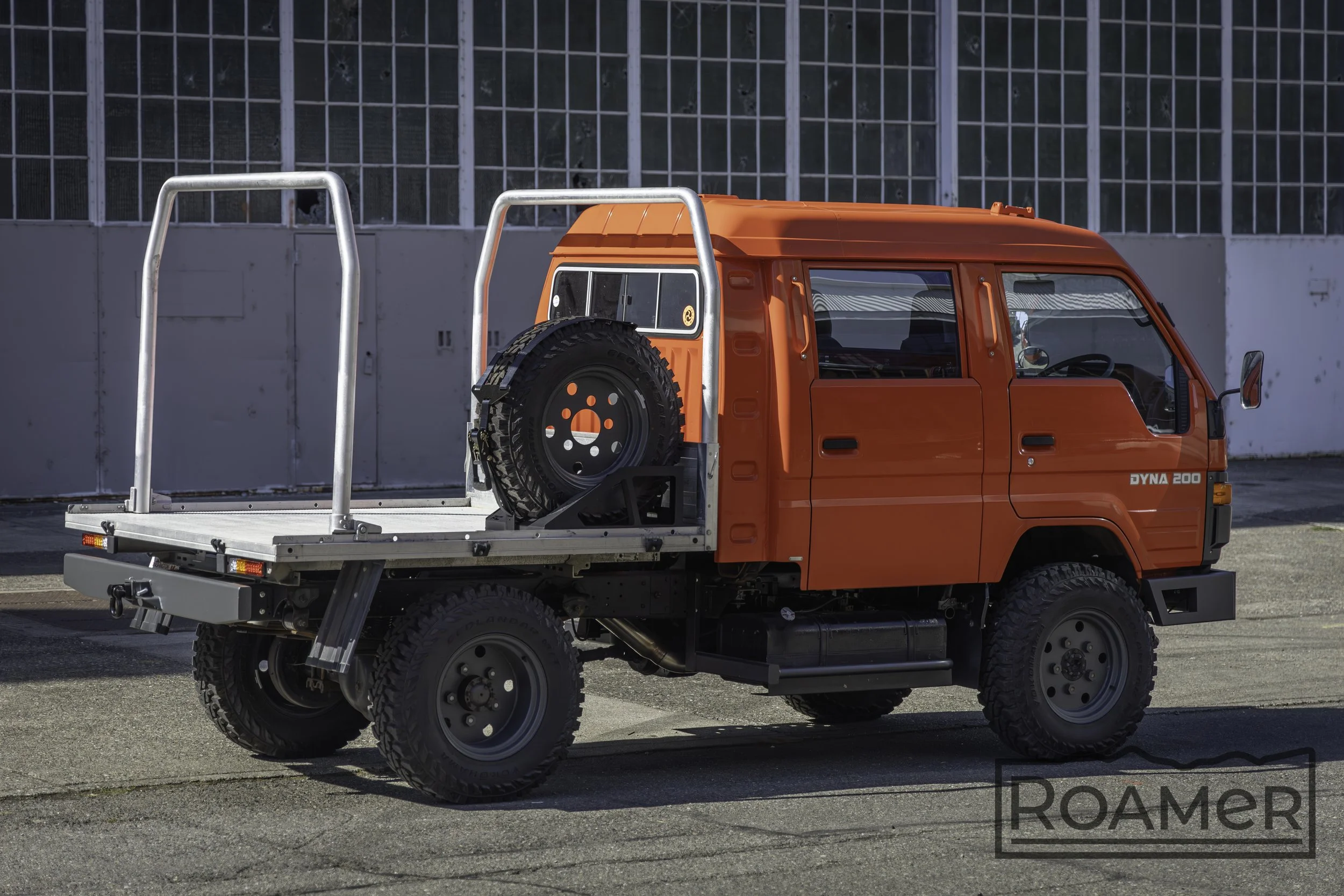 1995 Toyota Dyna "200" — Roamer