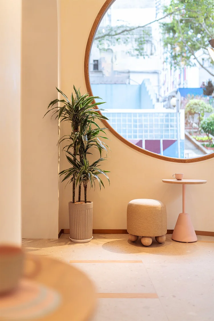 Gwee Coffee & More — House of Forme | Full Service Design & Creative Agency