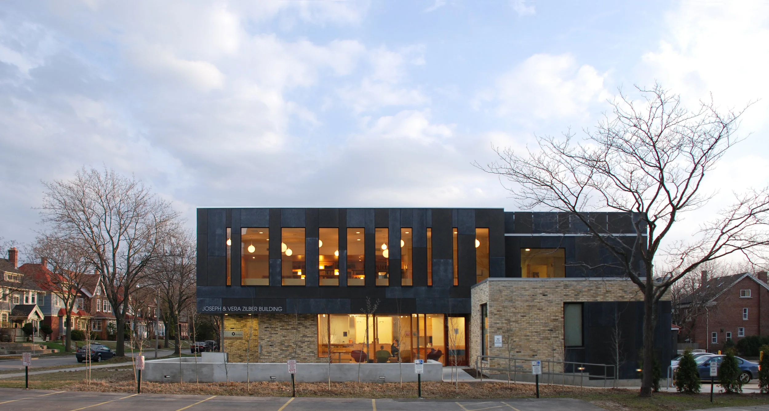 HILLEL STUDENT CENTER — LA DALLMAN