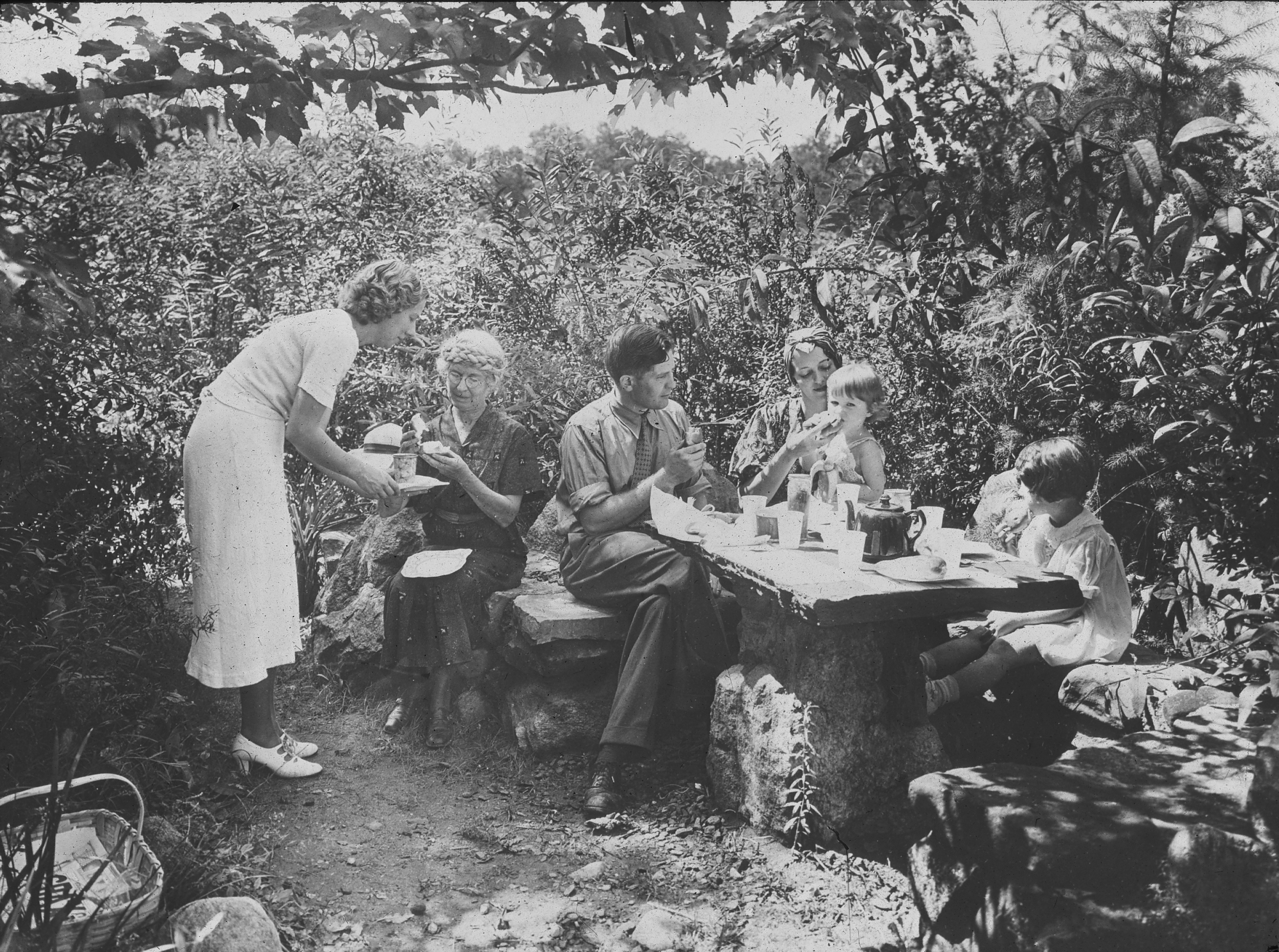 A REMARKABLE WOMAN: Mary Mowbray-Clarke and the Dutch Gardens ...