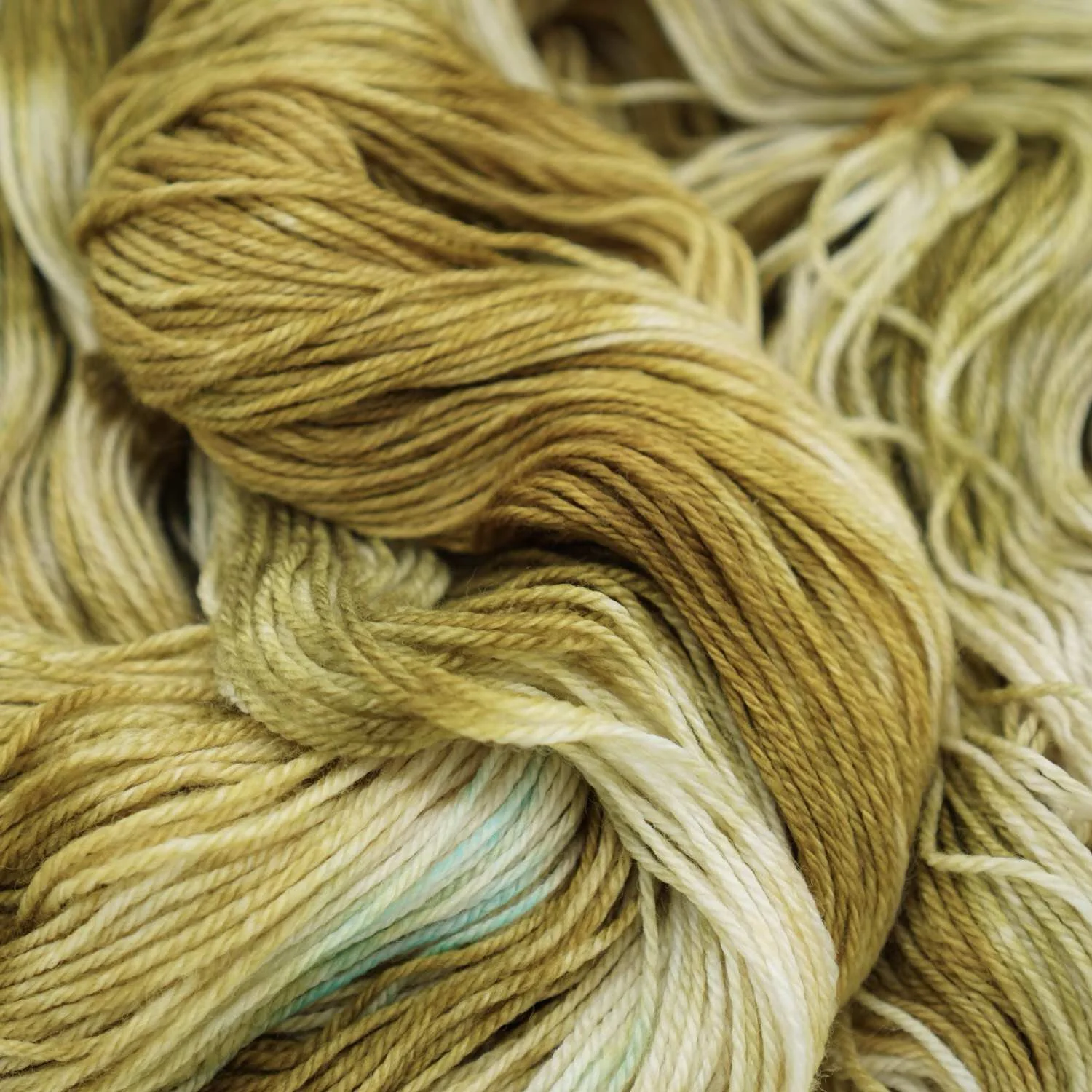 Comma Chameleon Yarn Co