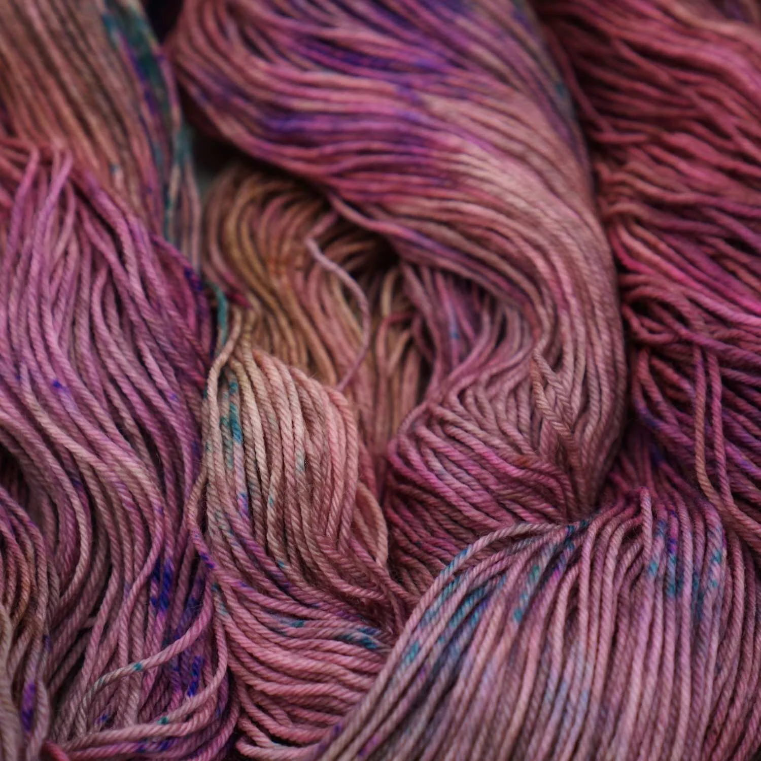 Comma Chameleon Yarn Co