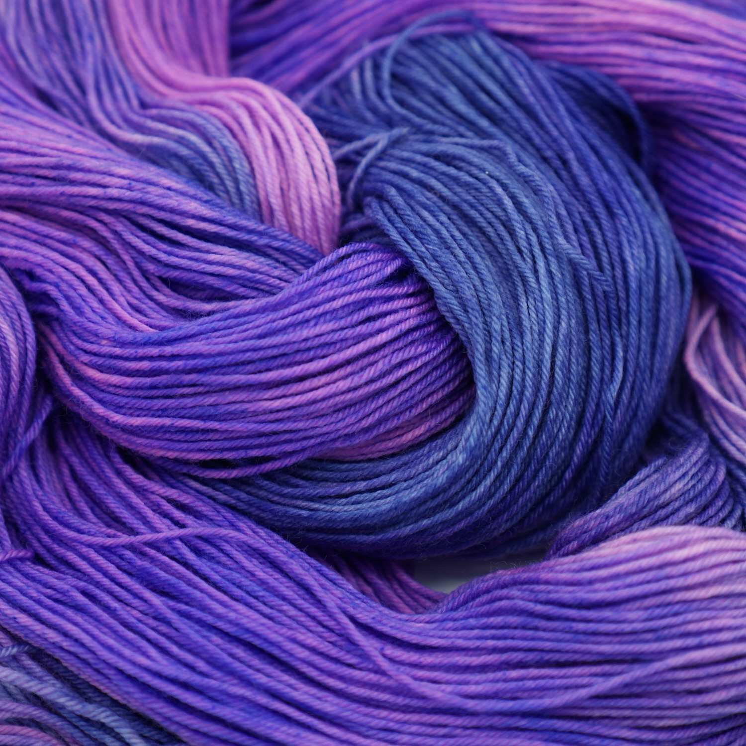 Comma Chameleon Yarn Co