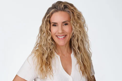 TEAM — FERRO SALON