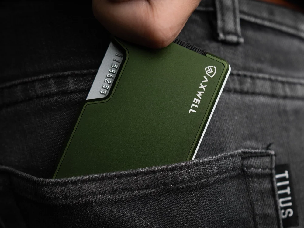 This Slim Wallet Rivals the Competition- and Helps Vets | Axwell Review ...