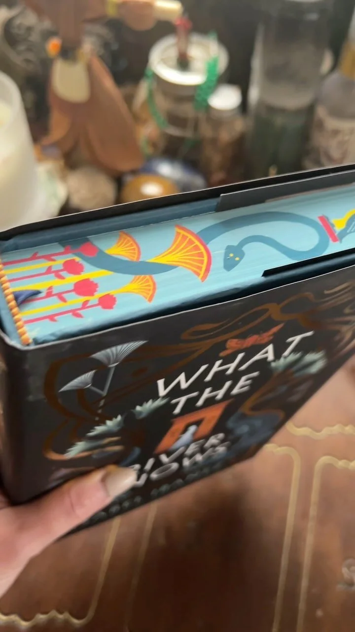 Avalon Cameron the Folk Witch, Tarot Teacher, Book Lover