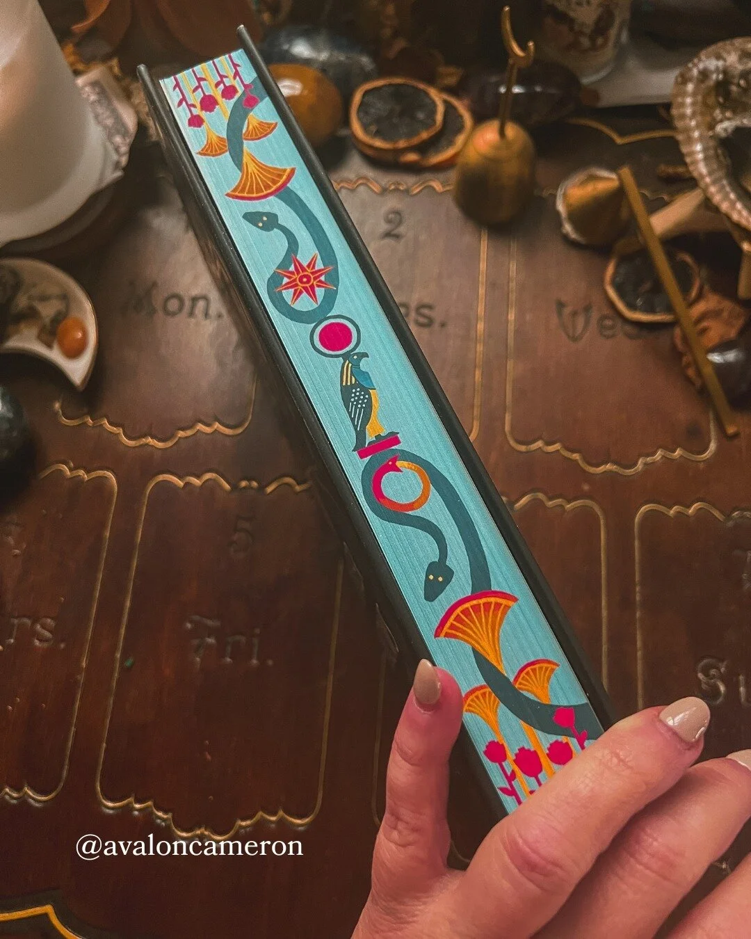 Avalon Cameron the Folk Witch, Tarot Teacher, Book Lover